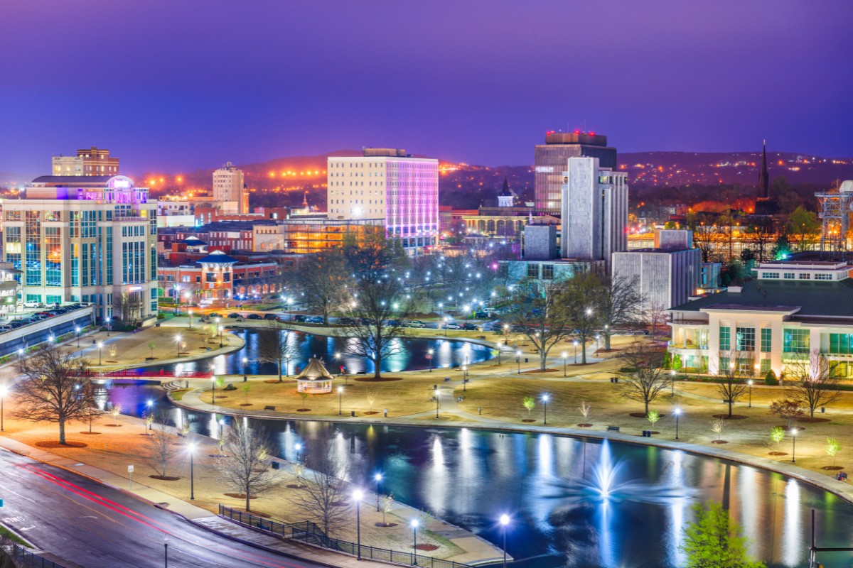 10 Must-Do Activities in Hoover, AL - Saliba Homes